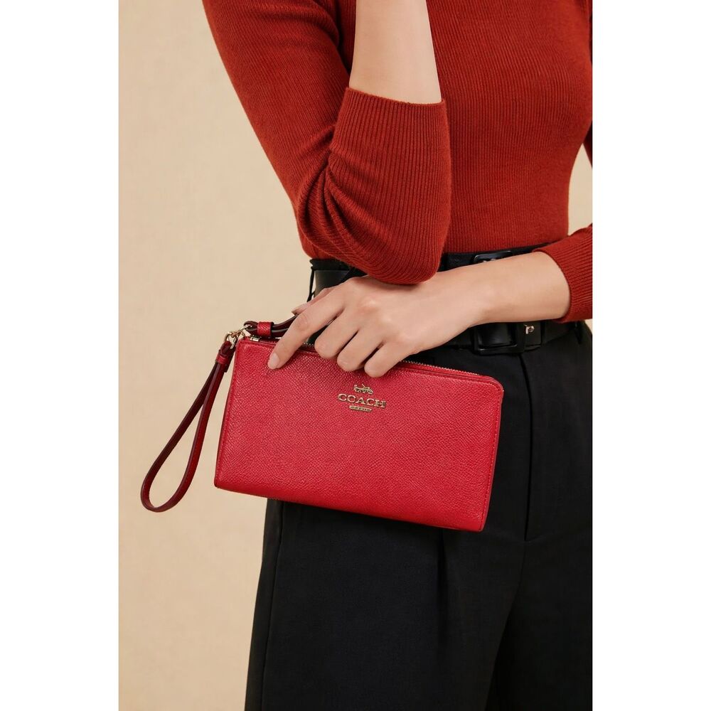 Coach Corner Zip Wristlet - Gem